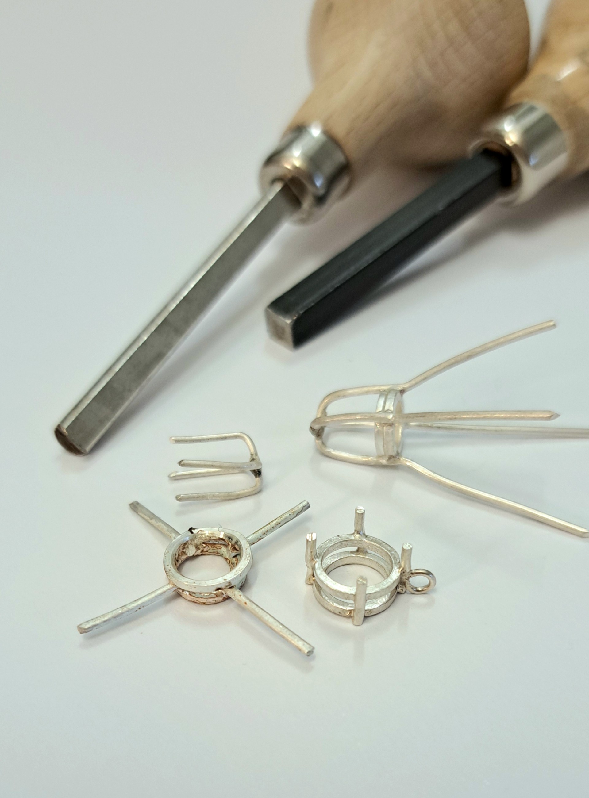 Claw Setting with Hayley Kruger – JASSO